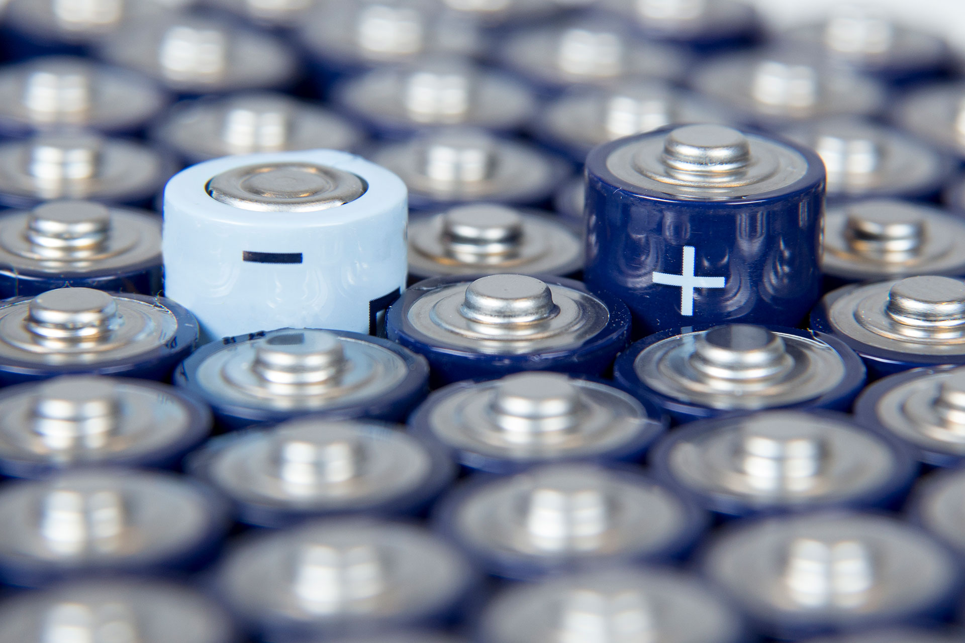 Chemistries that enable higher-performing, longer-life batteries