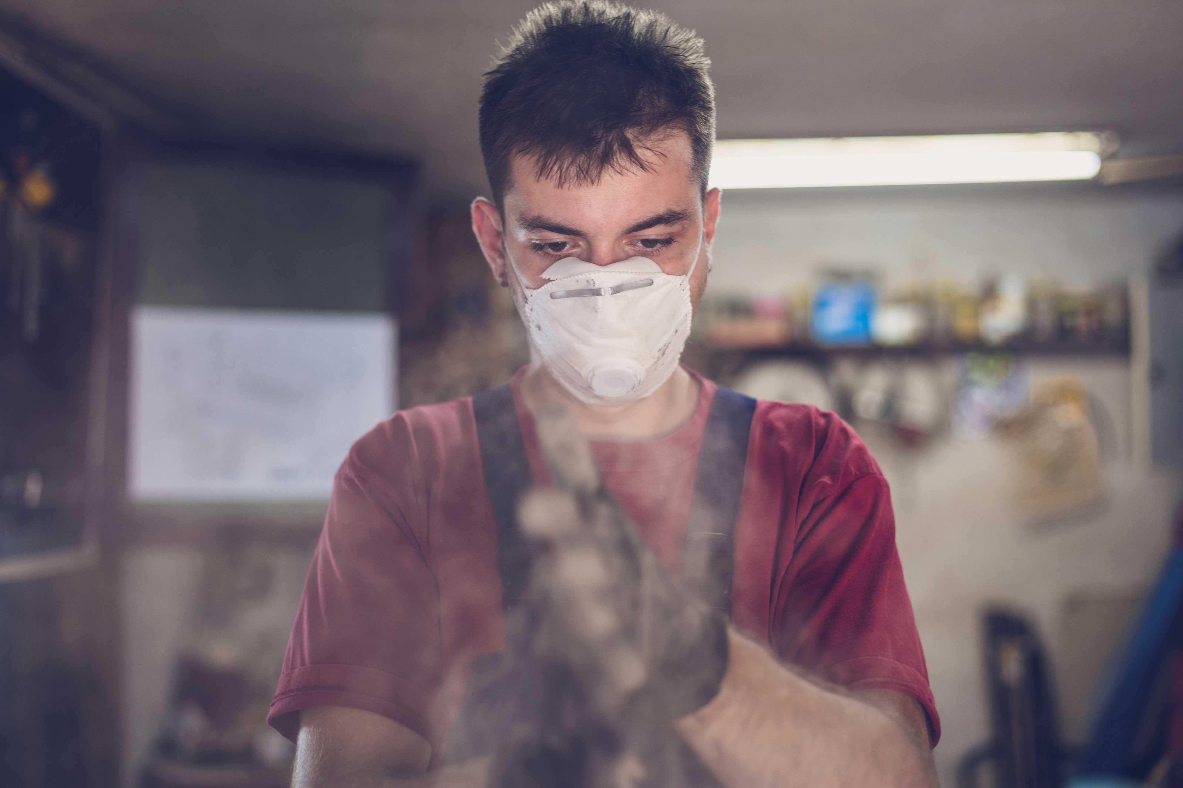 Dust-free handling and fast dispersion