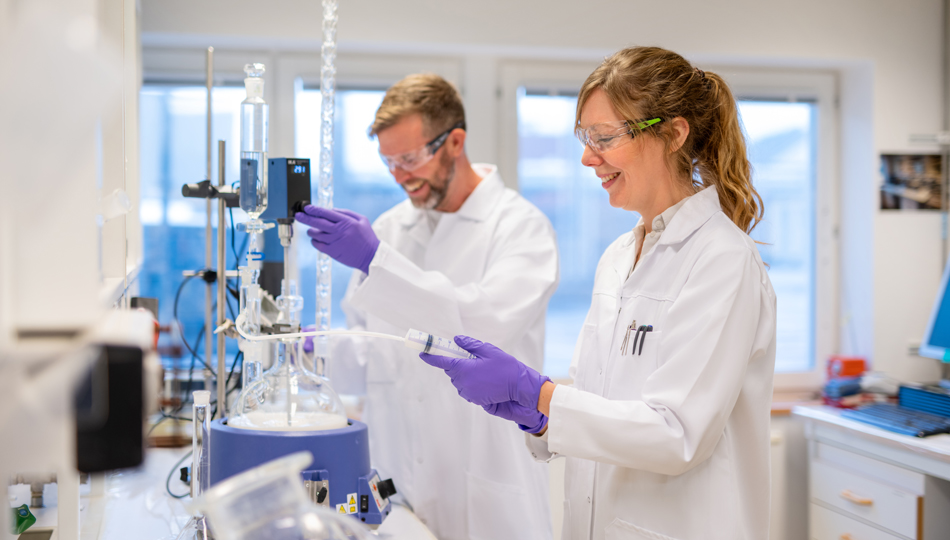 New Levasil® colloidal silica binding system for magnesia refractories ...